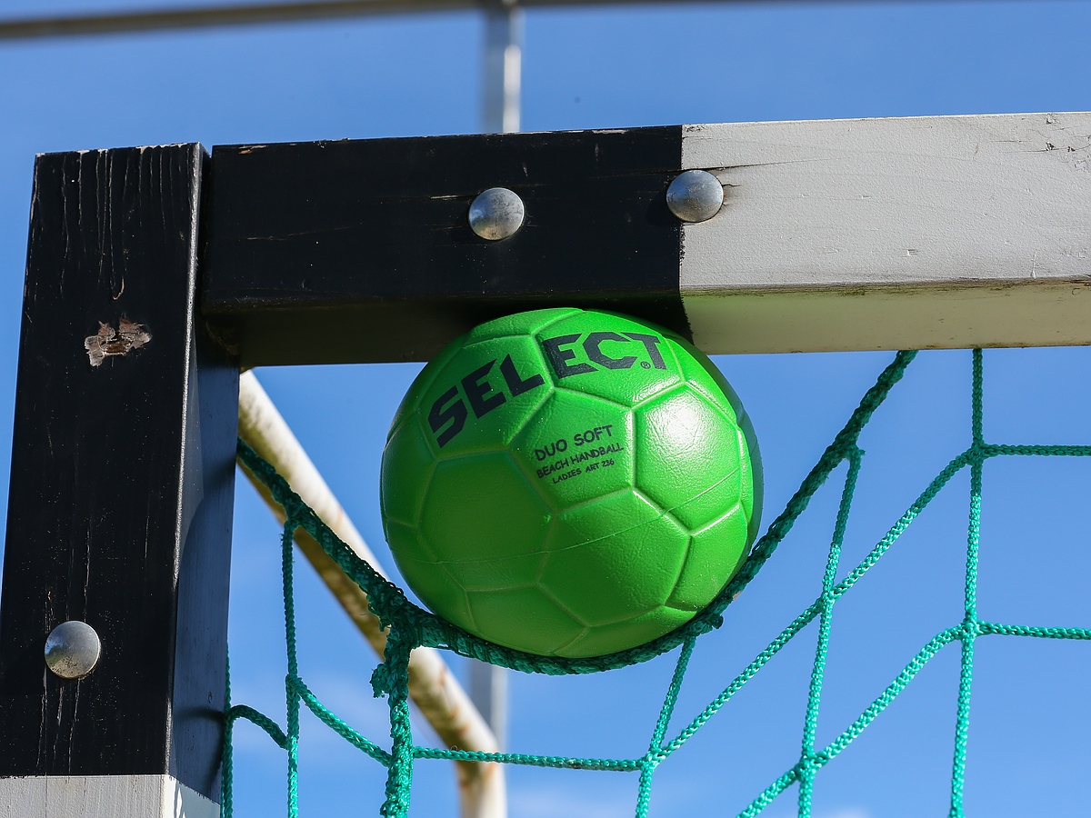 DHB-LEHRGANG FÜR WEIBLICHE U-17 BEACHHANDBALL-NATIONALMANNSCHAFT ...